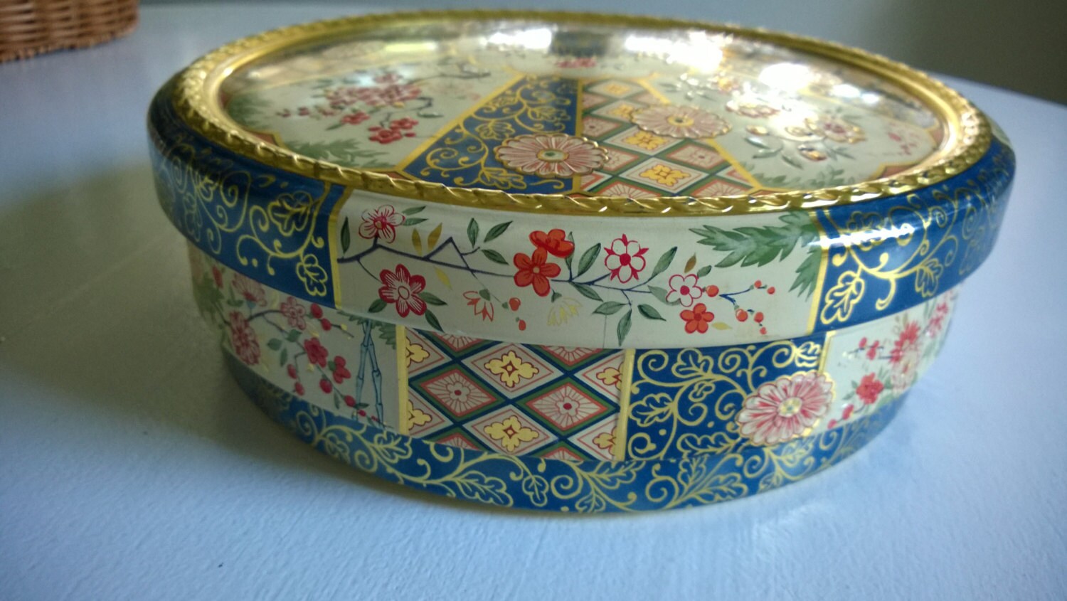 Mid Century Tin Cookie Box — Made in Holland — Danish Royalty Drawing ...