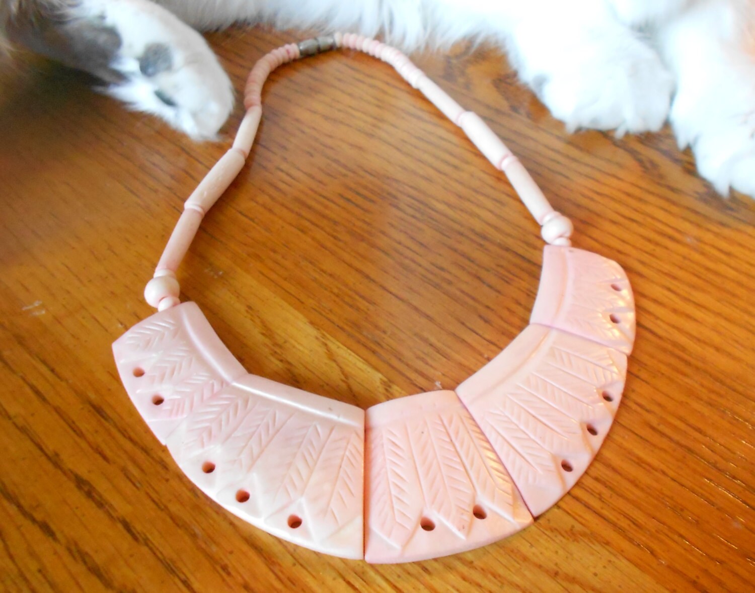 Vintage pink tribal carved bone bib necklace. Ladies jewelry. Mid ...