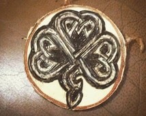 Popular items for celtic knot shamrock on Etsy