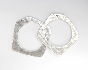 2 Antique Silver Best Friends Heart Charms 21-44-14 by TreeChild1