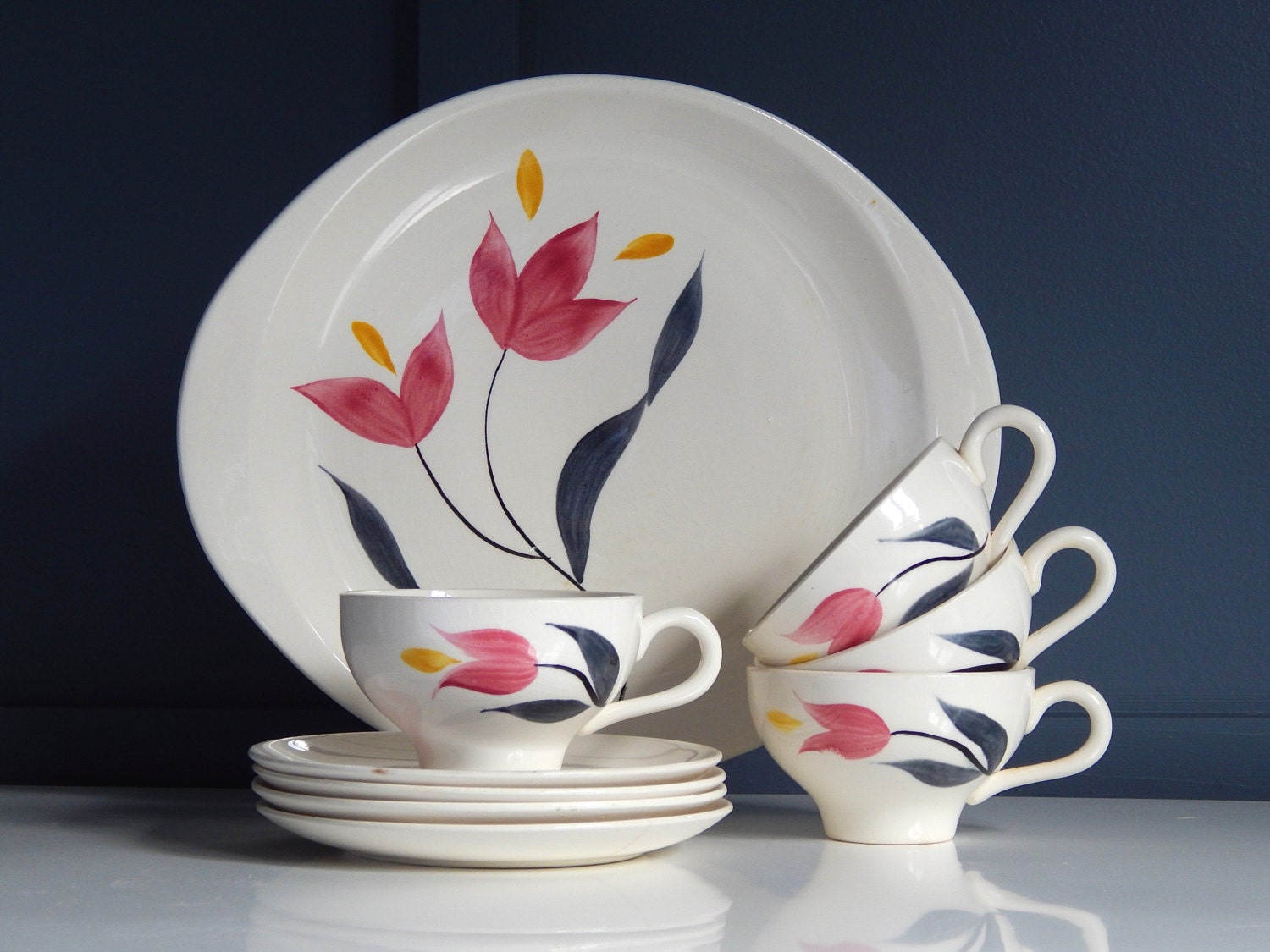 Vintage China Set/1957/Stetson China Co/Tulip China