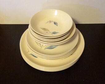Popular items for salem china on Etsy