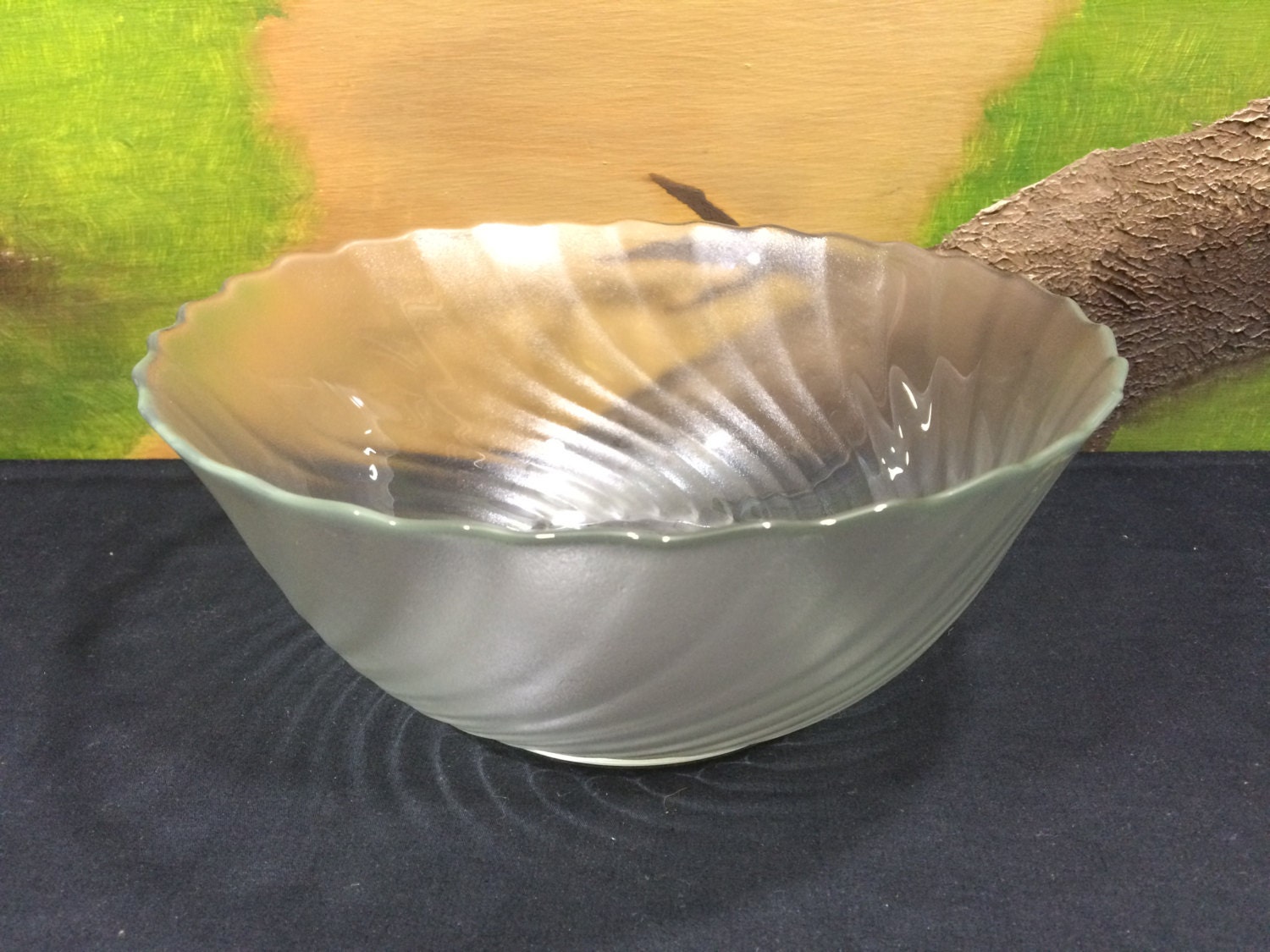 ARCOROC 9 1/4″ Clear Glass Swirl Serving Bowl Made In France Product ...