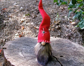 Swedish Tomte with Embroidered Red Star Hat / Tomte Nisse / Jultomte ...