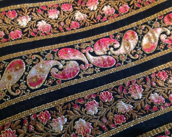 Metallic brocade fabric