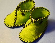Popular items for felt baby booties on Etsy