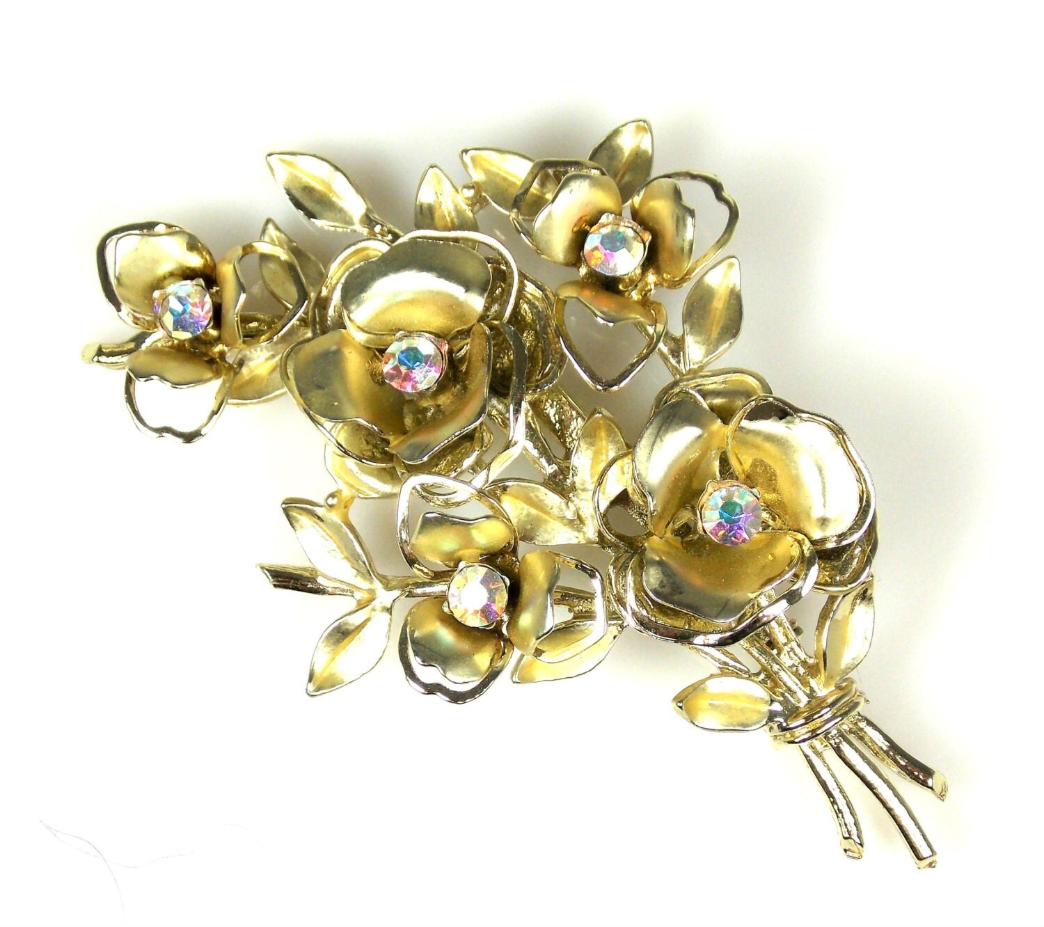 Vintage Coro Floral Bouquet Brooch | thefashiondenblog