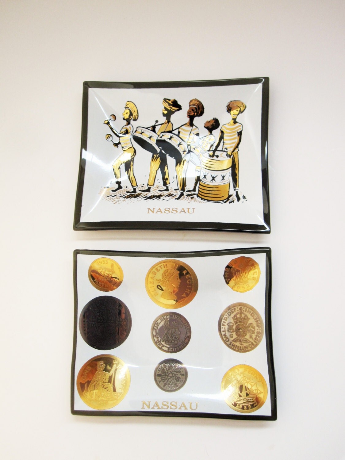 Two Nassau Souvenir Plates – Change and Keys – Small Smoked Black Glass ...