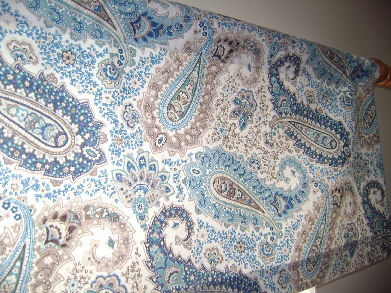 Paisley Valance Window Valance Bluebrown By Cleusasordidecor