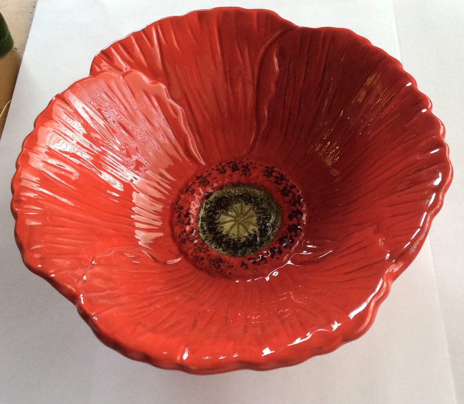 Vintage Fleur Rouge red poppy flower ridged serving bowl. – Haute Juice