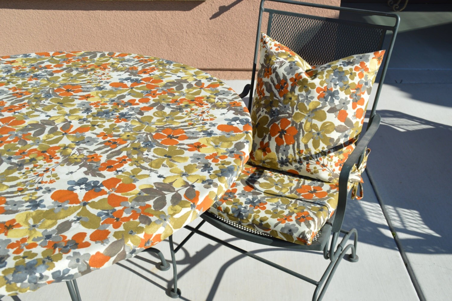 Fitted tablecloth table cover elastic drawstring stain