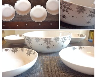 Popular items for snowflake bowls on Etsy