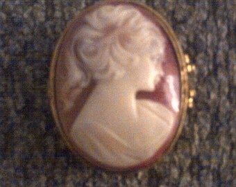 Popular items for cameo pill box on Etsy