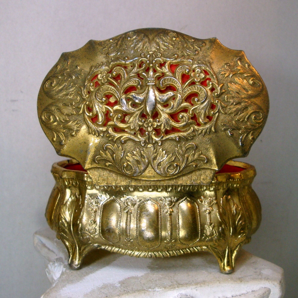 Ornate Goldtone Metal Hinged Box, Jewelry Box, 1960s Ornate Dresser Box ...