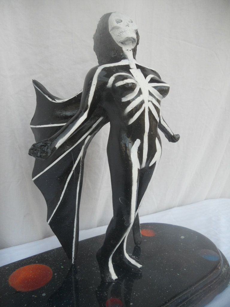 Angel of Death goth figurine halloween sculpture collectible