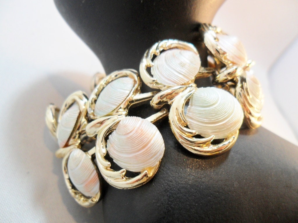 Vintage Bracelet / Bangle Clam Shells Gold Tone by KathiJanes