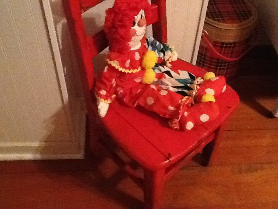 Little Chippy Red Kids Wood Chair – Haute Juice