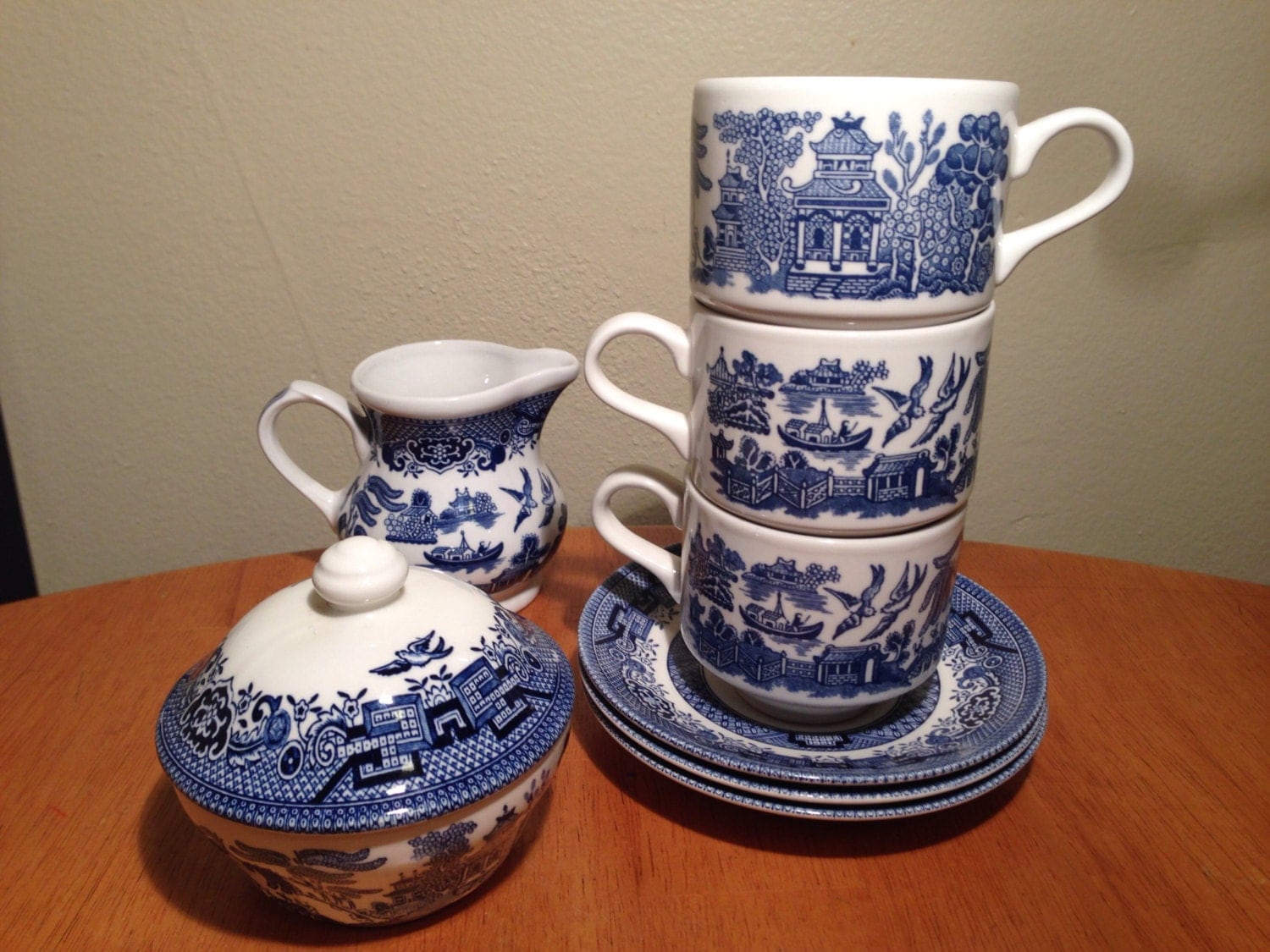 8PC Churchill England, Blue Willow Tea-Time Set – Haute Juice