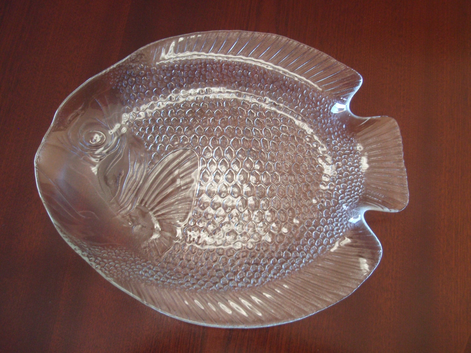 Lovely Glass Fish Plate Platter Collectible Home Decor Housewares ...