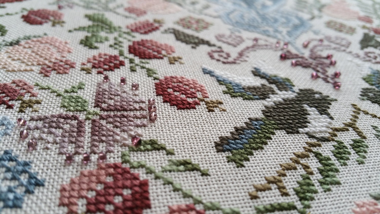 28 Count Linen Heirloom Cross Stitch by MaggieGeeNeedlework