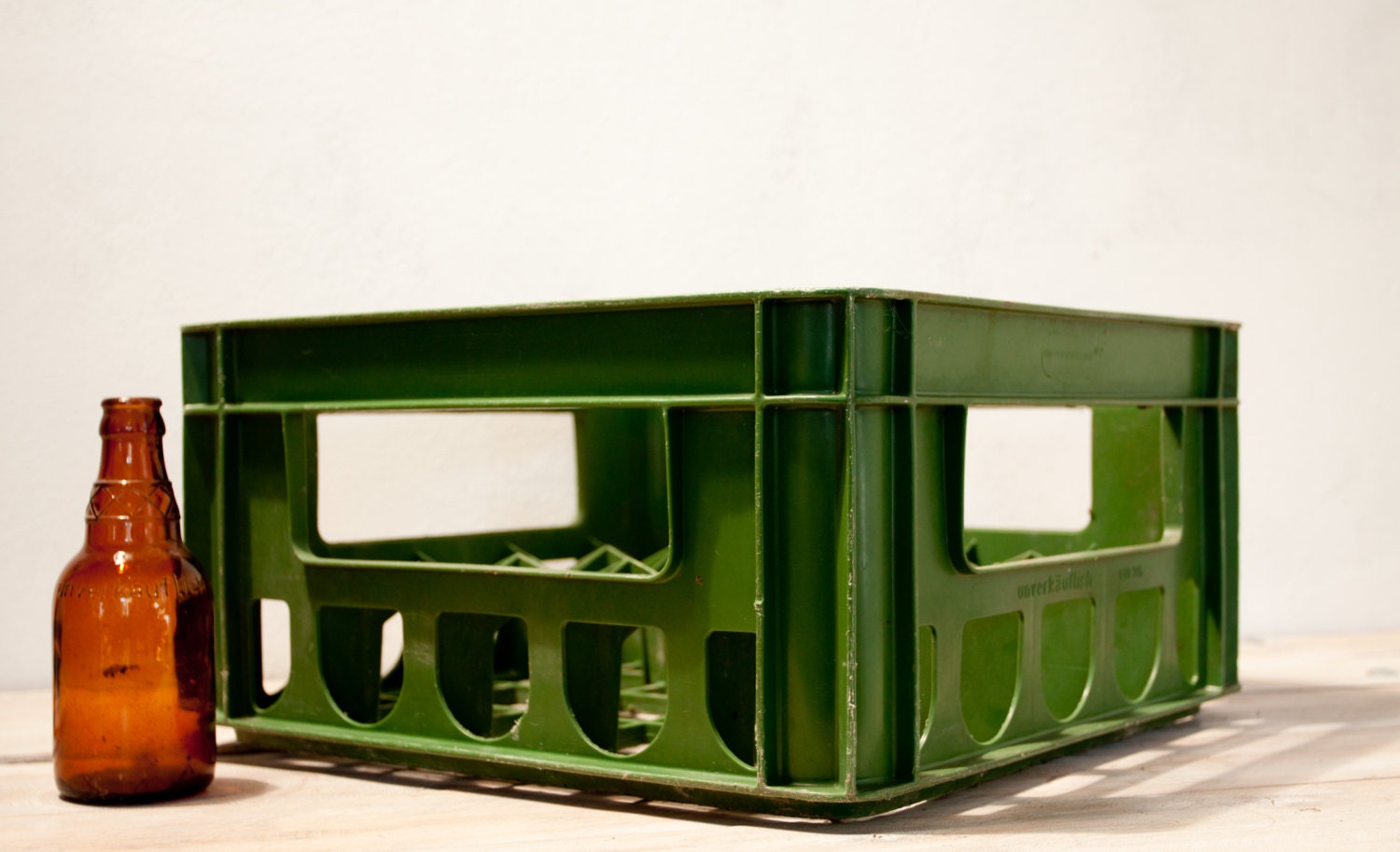 green beer crate crate East Germany Pneumant stool shelf – Haute Juice