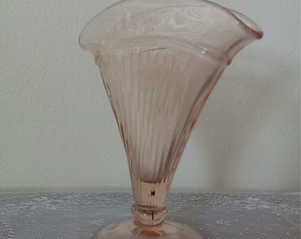 Popular items for glass fan vase on Etsy