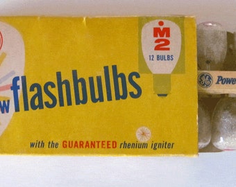 Popular items for flash bulbs on Etsy