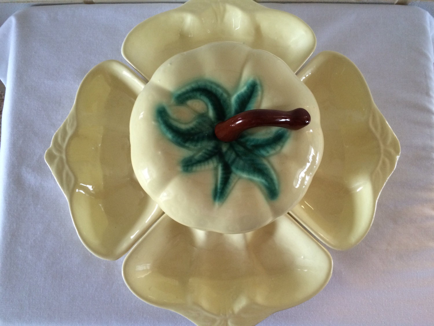 Belmar California Pottery 6pc. Yellow Berry Centerpiece Serving Set ...