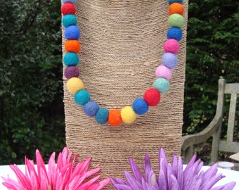 Items similar to Multi-color felted jewelry set - felted necklace and ...
