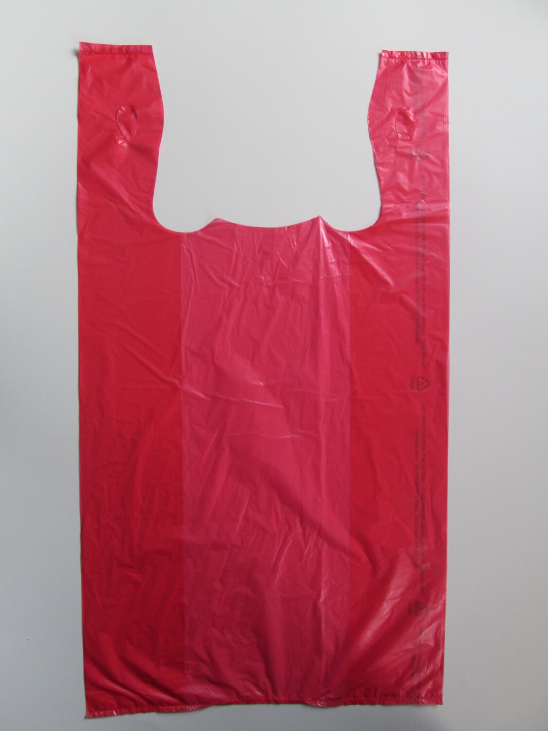 100 Red Plastic Medium T-Shirt Bags with handles 11 1/2
