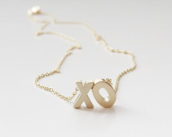 Xo necklace | Etsy