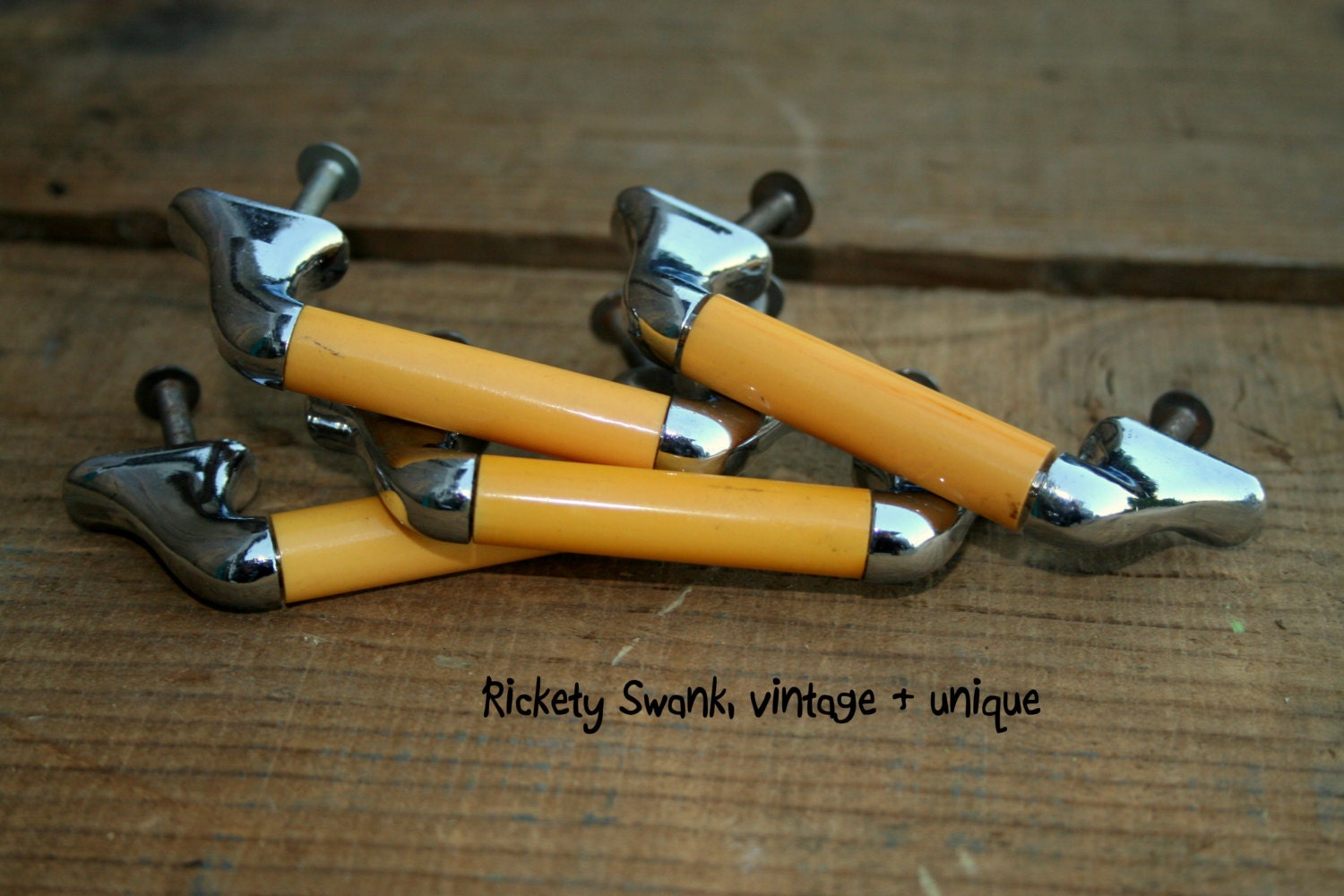 Vintage Art Deco Yellow Drawer Pulls – Handles – Knobs – Dresser ...