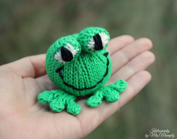 Frog knitting pattern for beginners and advanced by MumpitzDesign