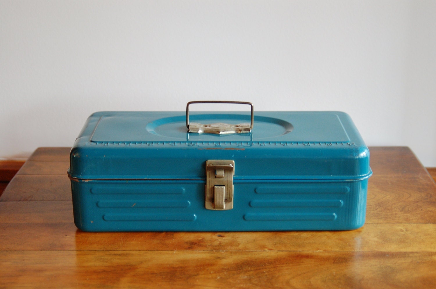 Teal Blue Metal Tool Box, Union Chests Turquoise Metal Tackle Box ...