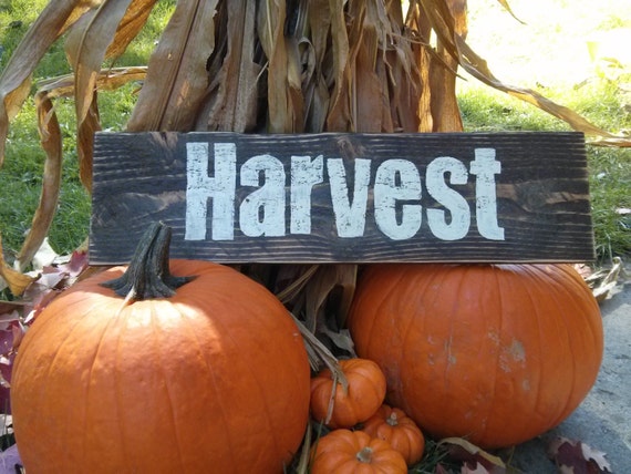 Items similar to Hand painted rustic "HARVEST" wood pallet sign for ...