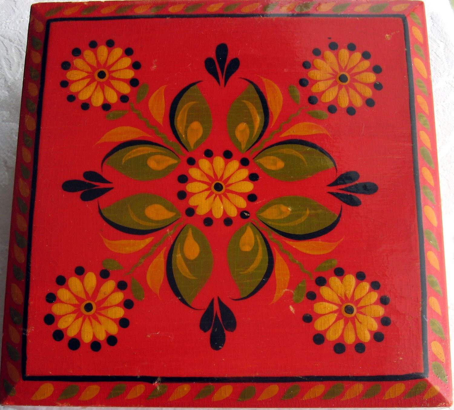 Hand Painted Folk Art Trinket Box Great Design Useful Anywhere ...