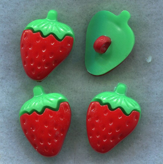 Strawberry Buttons 3-D Acrylic Red Strawberries Buttons 22 mm