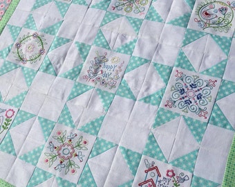 Cat Face Applique Quilt Pattern by braidcraft on Etsy