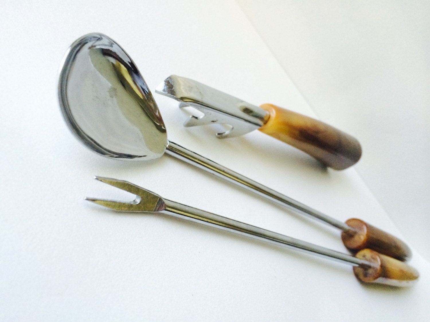 Vintage Retro Bakelite Bar 3 Piece Set