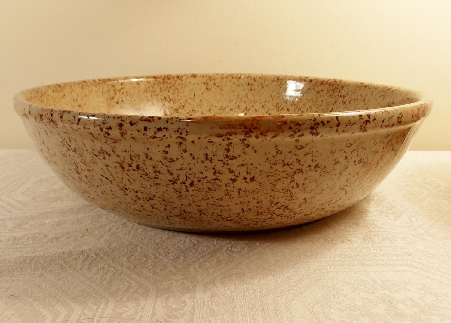 Monmouth Large Spongeware Bowl speckled mixing bowl with maple leaf USA ...
