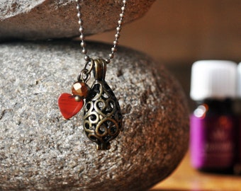 Antique Bronze aromatherapy diffuser necklace