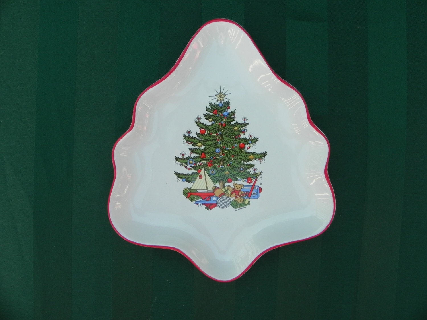 Vintage Holiday Cuthbertson American Christmas Tree, Tree Shaped ...