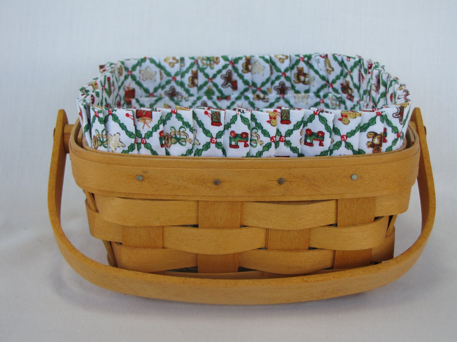 Custom CHRISTMAS Basket Liner For Longaberger LARGE BERRY custom-christmas-basket-liner-for-longaberger-large-berry