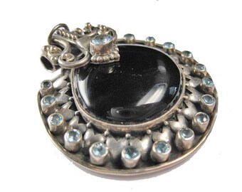 Popular items for vintage onyx pendant on Etsy