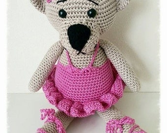 Mocha the posable bear PDF pattern ENGLISH