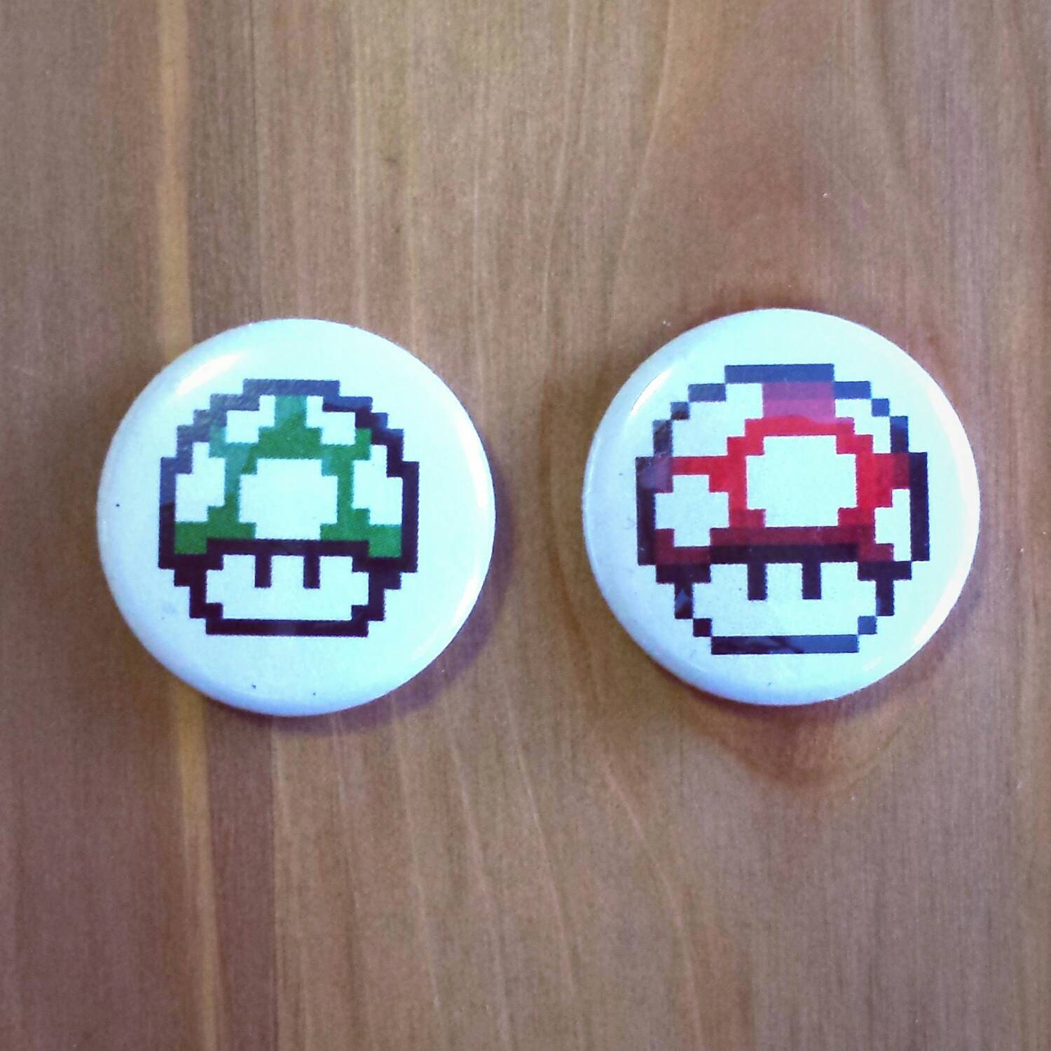 8-Bit Super Mario Power Up & 1-Up Mushroom One-Inch Pin Pack – Cool ...