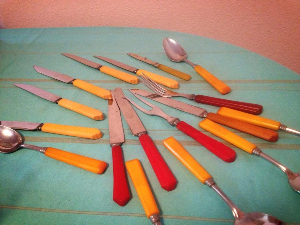 17 Pieces of Vintage Bakelite Flatware — Assorted in Red and ...