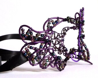 Handmade masquerade masks crowns and by gringrimaceandsqueak