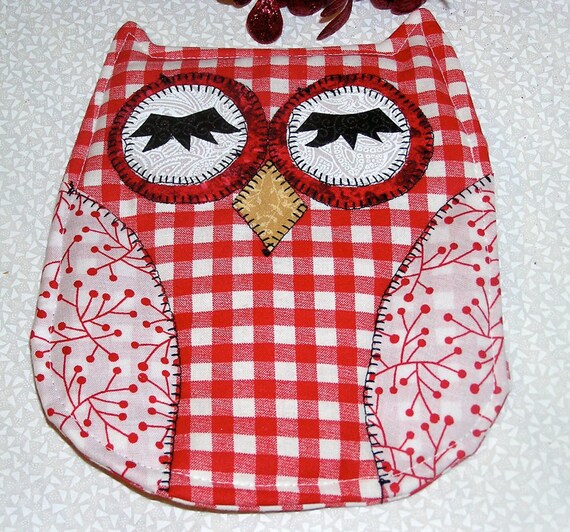 Items similar to owl mug rug, owl quilted coaster, fabric owl, owl ...