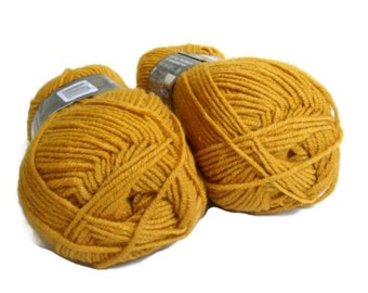 Popular items for mustard yellow yarn on Etsy